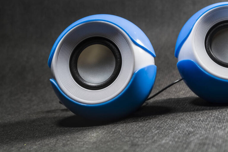 How To Choose The Perfect Speakers: Your Ultimate Guide